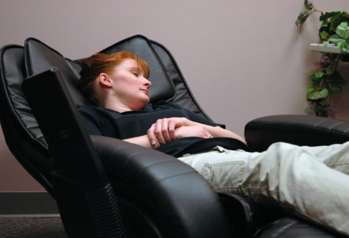 The Ultimate Guide to Choosing the Perfect Massage Chair: Expert Buying ...