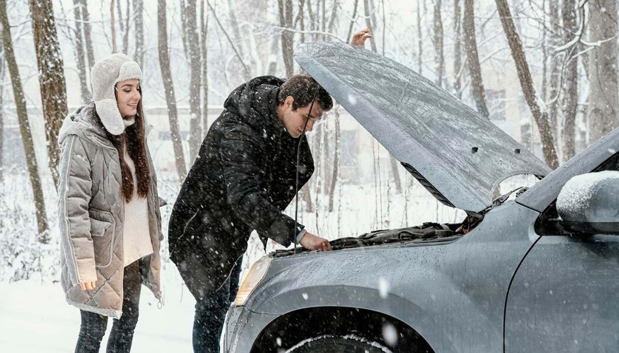 Essential Tips for Avoiding Common Winter Driving Accidents - Digi Magazine